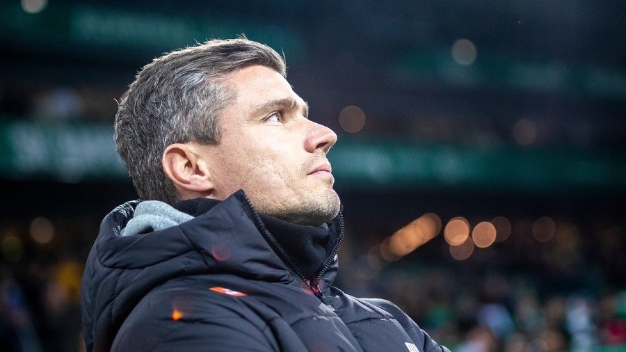 Klauß über Hedl-Patzer: "Lieber jetzt als später im Cupfinale"