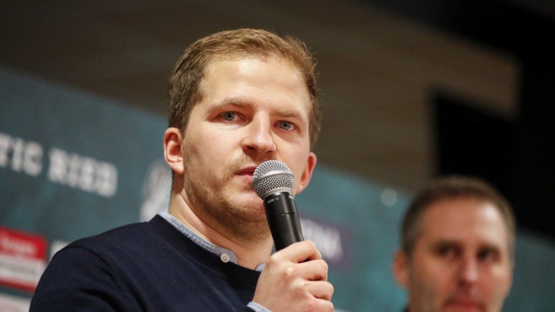 Ried mit Neuausrichtung in der sportlichen Führung