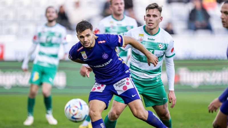 Austria verlängert mit Verteidiger-Talent