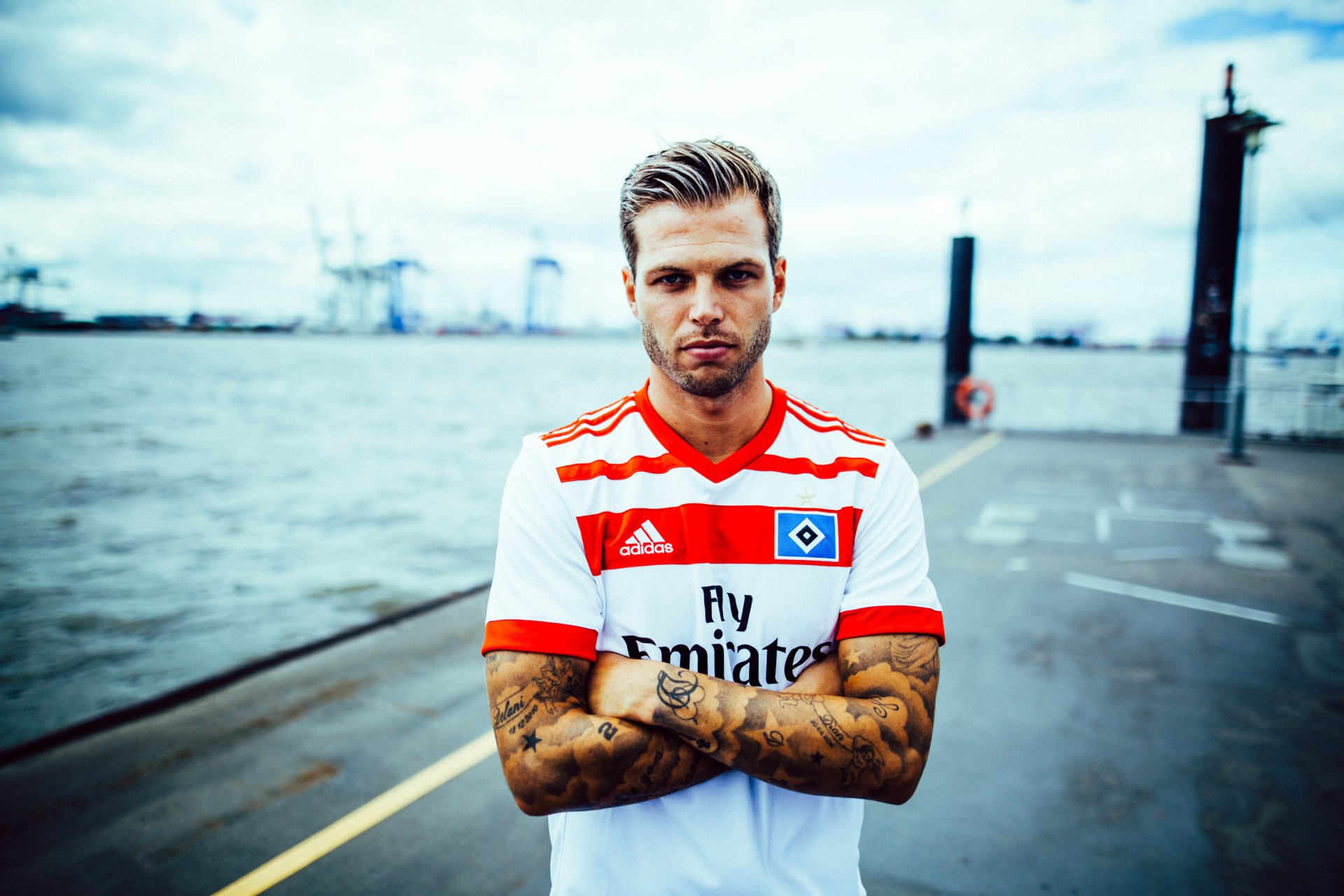 HSV spielt in legendären Retro-Trikots